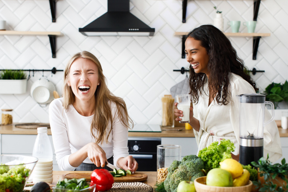 4 Secrets to Feeling Good - Eat Burn Sleep